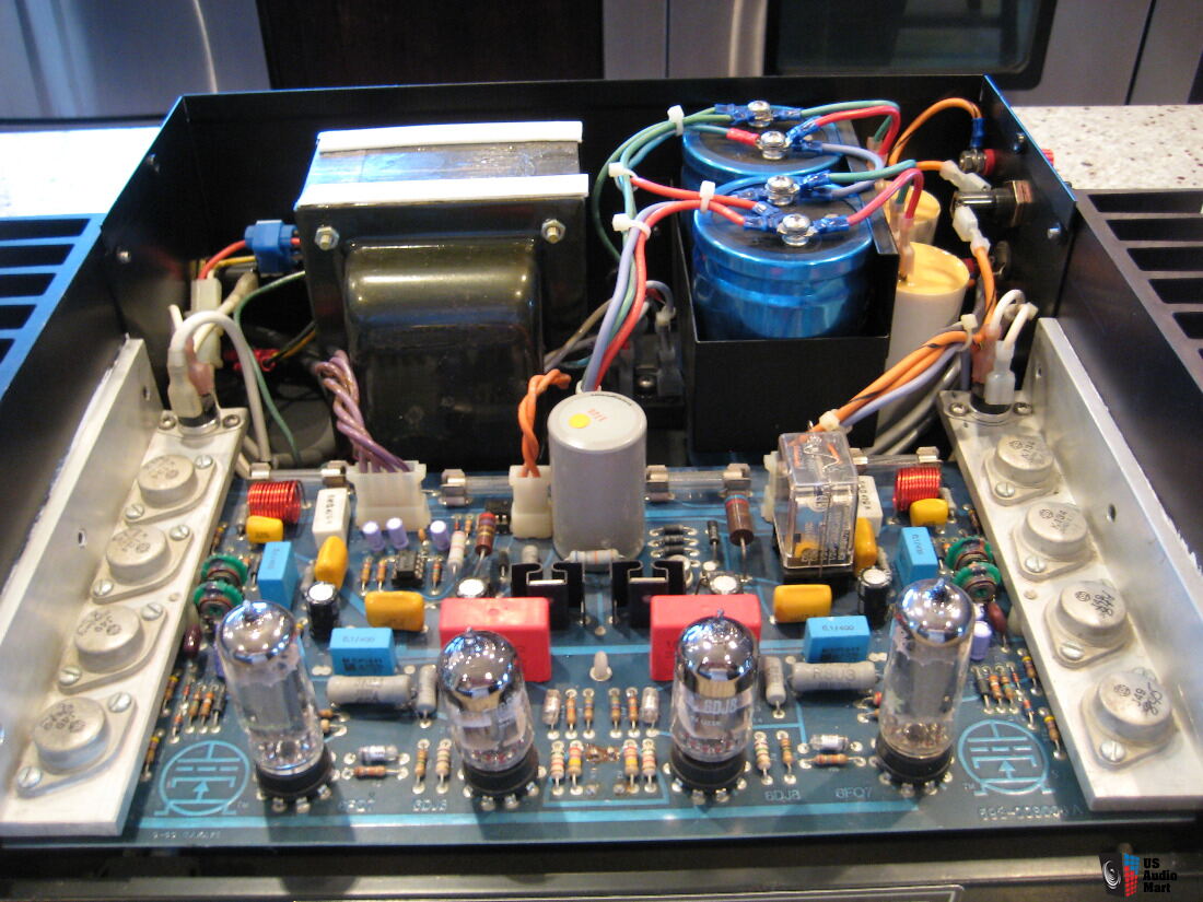 New York Audio Labs Moscode 300 Hybrid Tube/Solid State Amplifier Photo ...