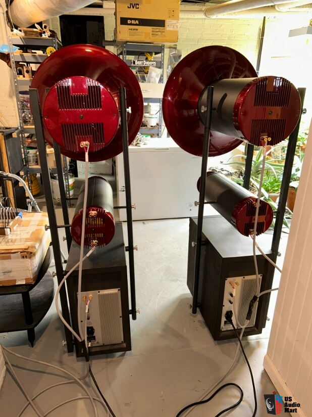 Avantgarde Duo Omega horn speakers, pending Photo #4851727 - US Audio Mart