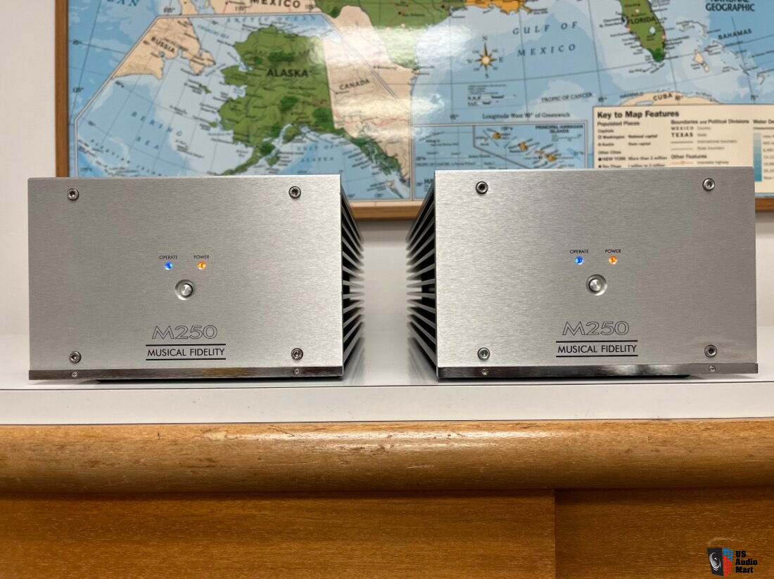Rare pair of Musical Fidelity M250 250W mono block power amplifiers ...