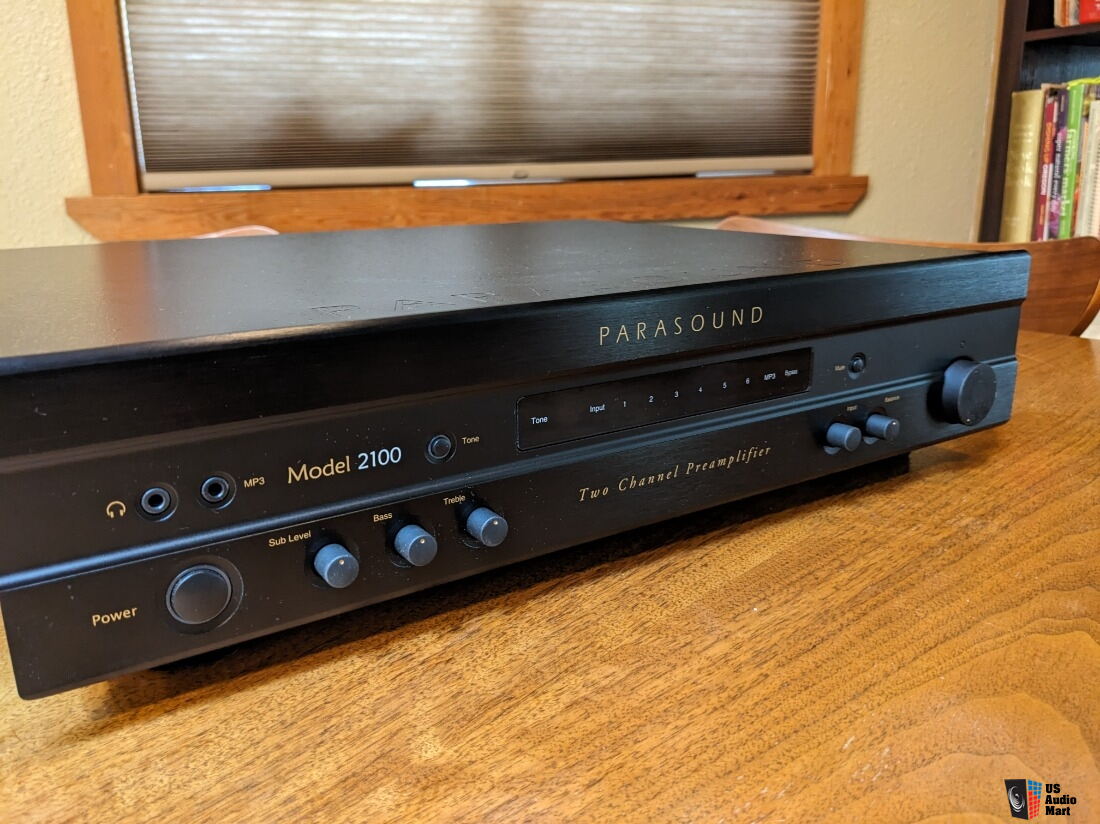Parasound 2100 New Classic Preamplifier Photo #4853088 - US Audio Mart