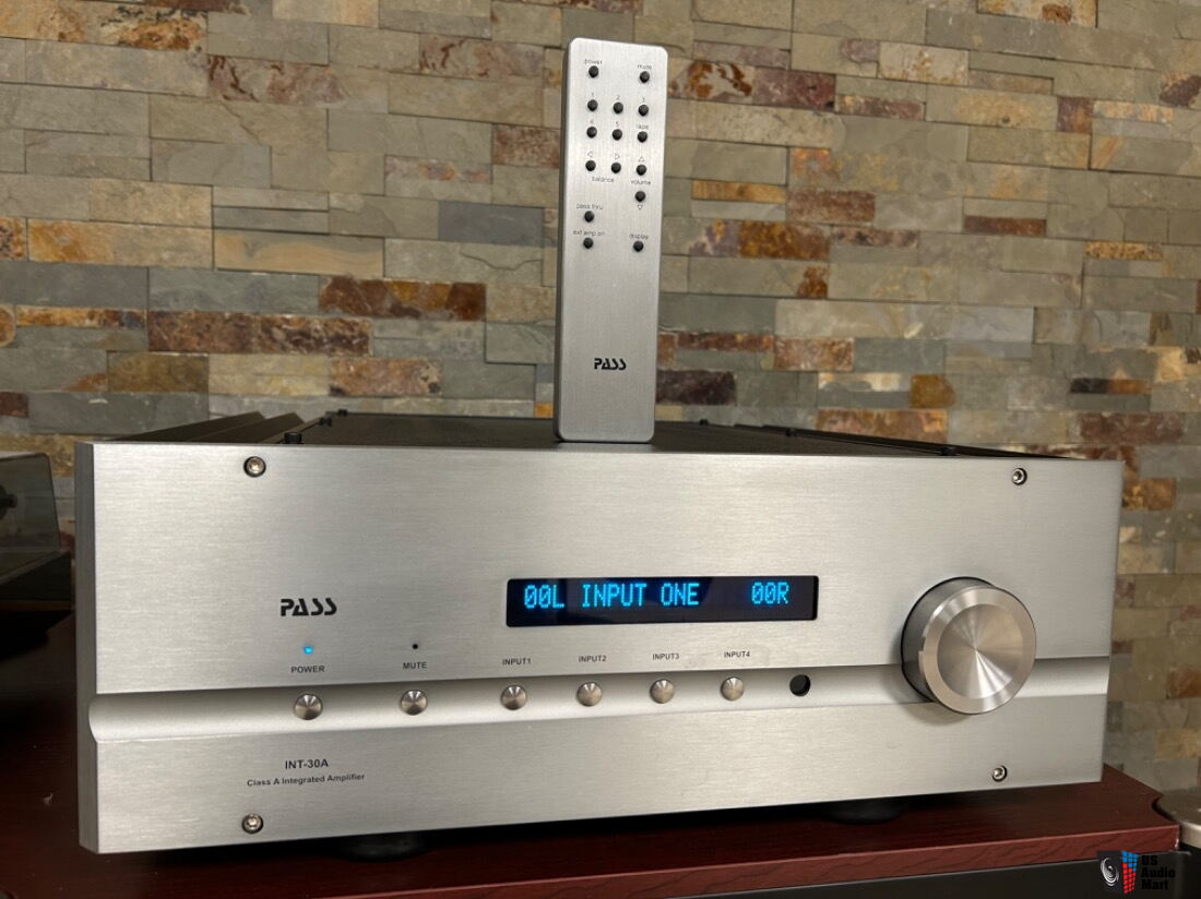 Pass Labs INT 30A For Sale - Canuck Audio Mart
