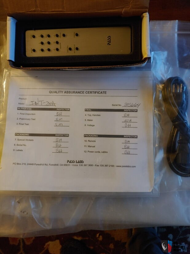 Pass Labs INT-30A Integrated Amplifier in Original Box Complete Photo ...