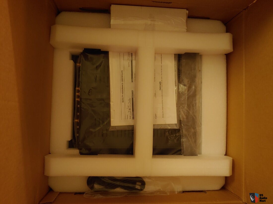 Pass Labs INT-30A Integrated Amplifier in Original Box Complete Photo ...