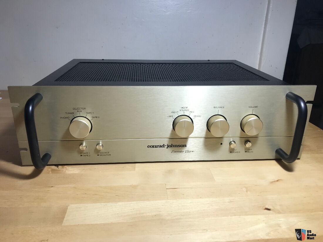Conrad Johnson Premier 3 - preamp Photo #4855560 - UK Audio Mart