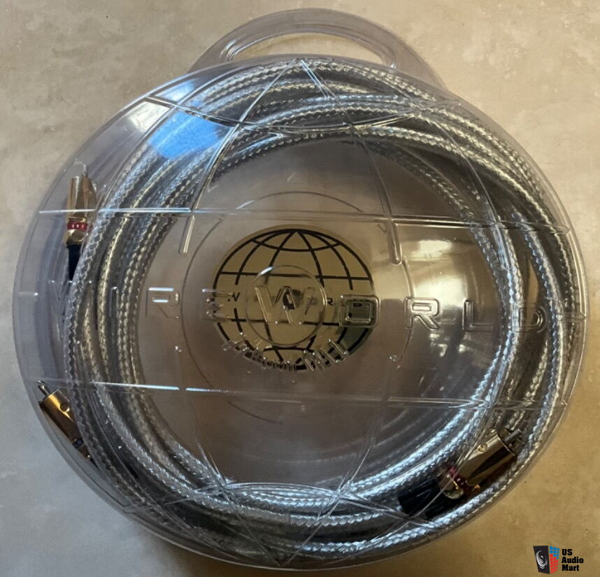 WireWorld Silver Eclipse 3 3-meter and 1-meter RCA interconnects Photo ...