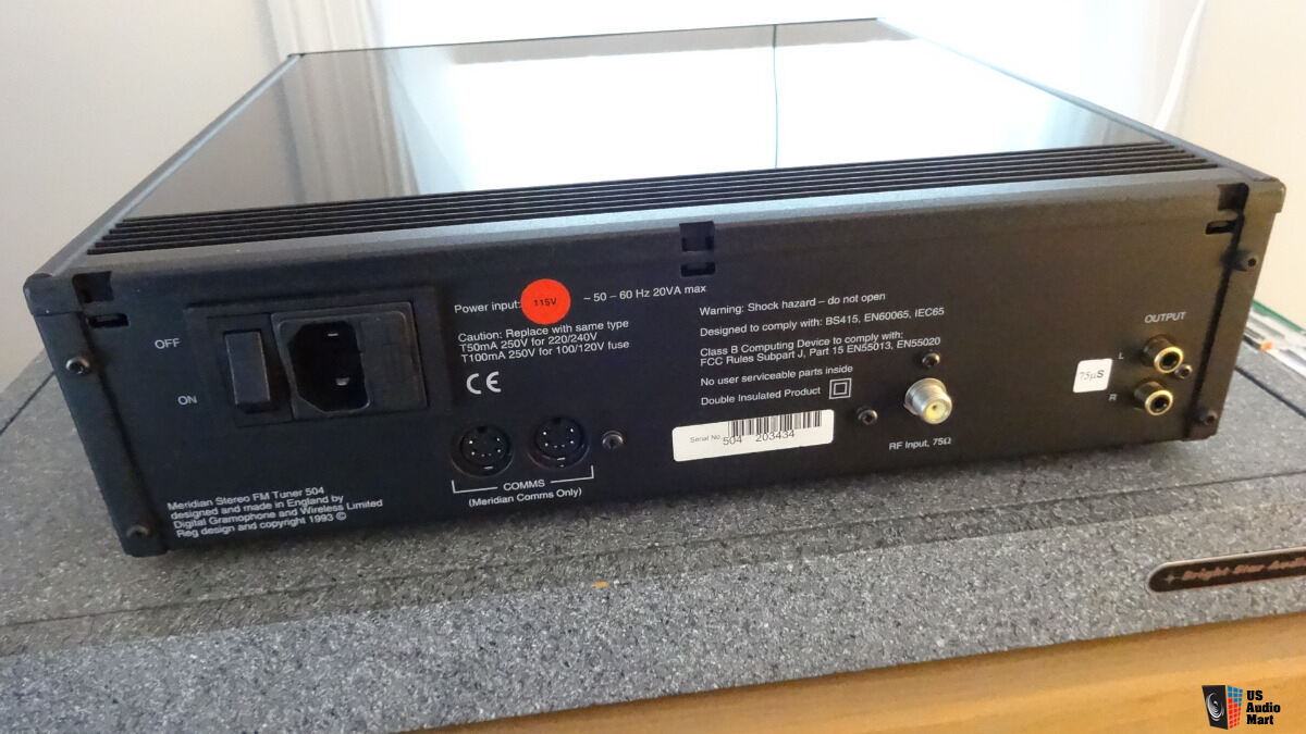 Meridian 504 tuner w/big remote Photo #4863616 - US Audio Mart