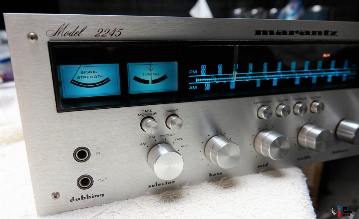 Beautiful Marantz 2245 Photo #4872994 - US Audio Mart