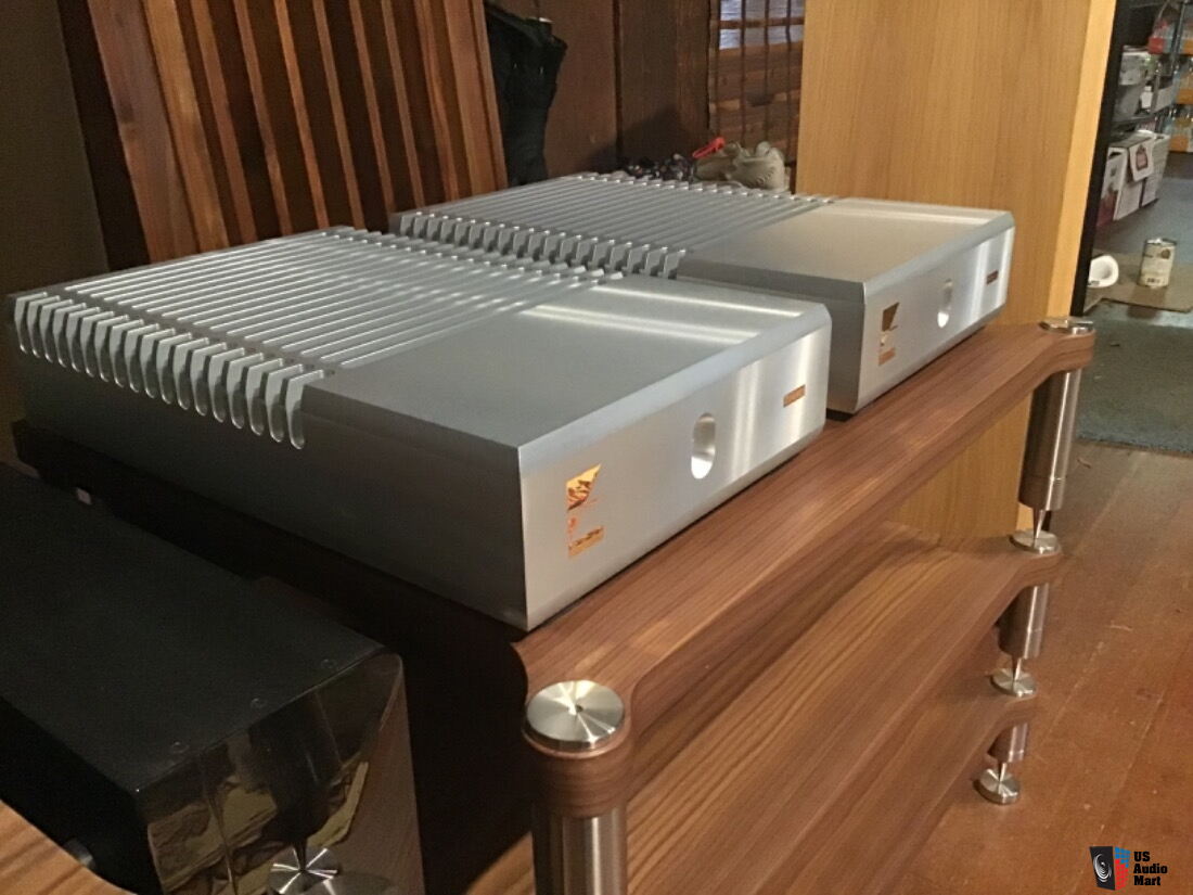 Ayre MX-R Twenty mono amps in silver ( Ayre KX-R Twenty pre available ...