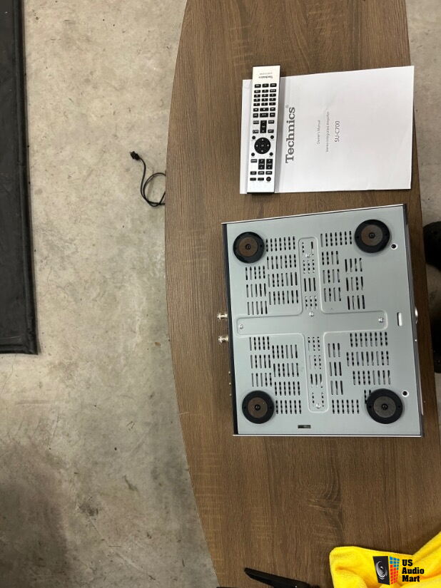 Technics Stereo Integrated Amplifier SU-C700 Photo #4885149 - US Audio Mart