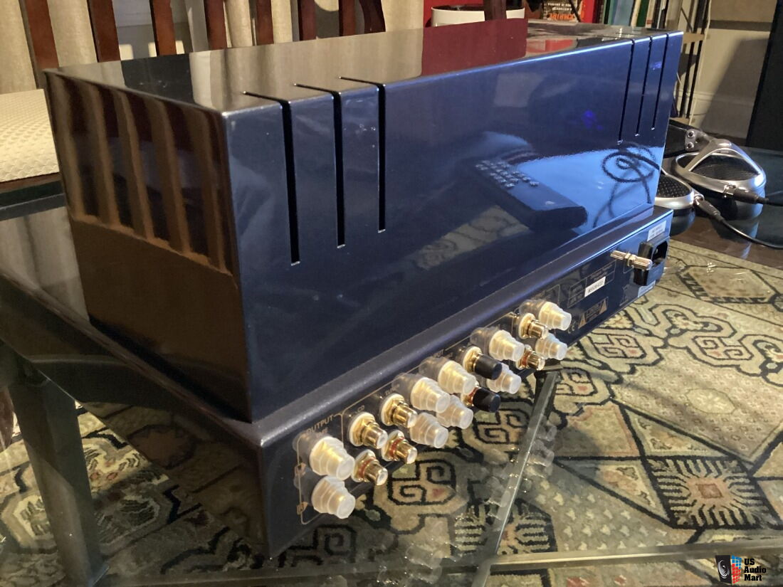 PrimaLuna DiaLogue Premium Preamplifier Photo #4886315 - US Audio Mart