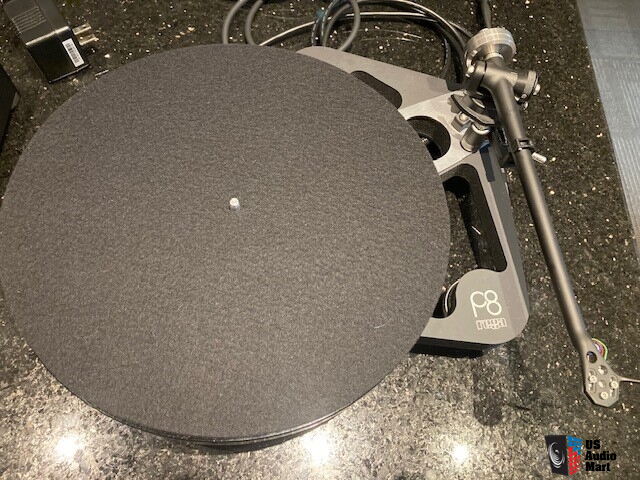 Rega Planar 8 Photo #4891851 - US Audio Mart