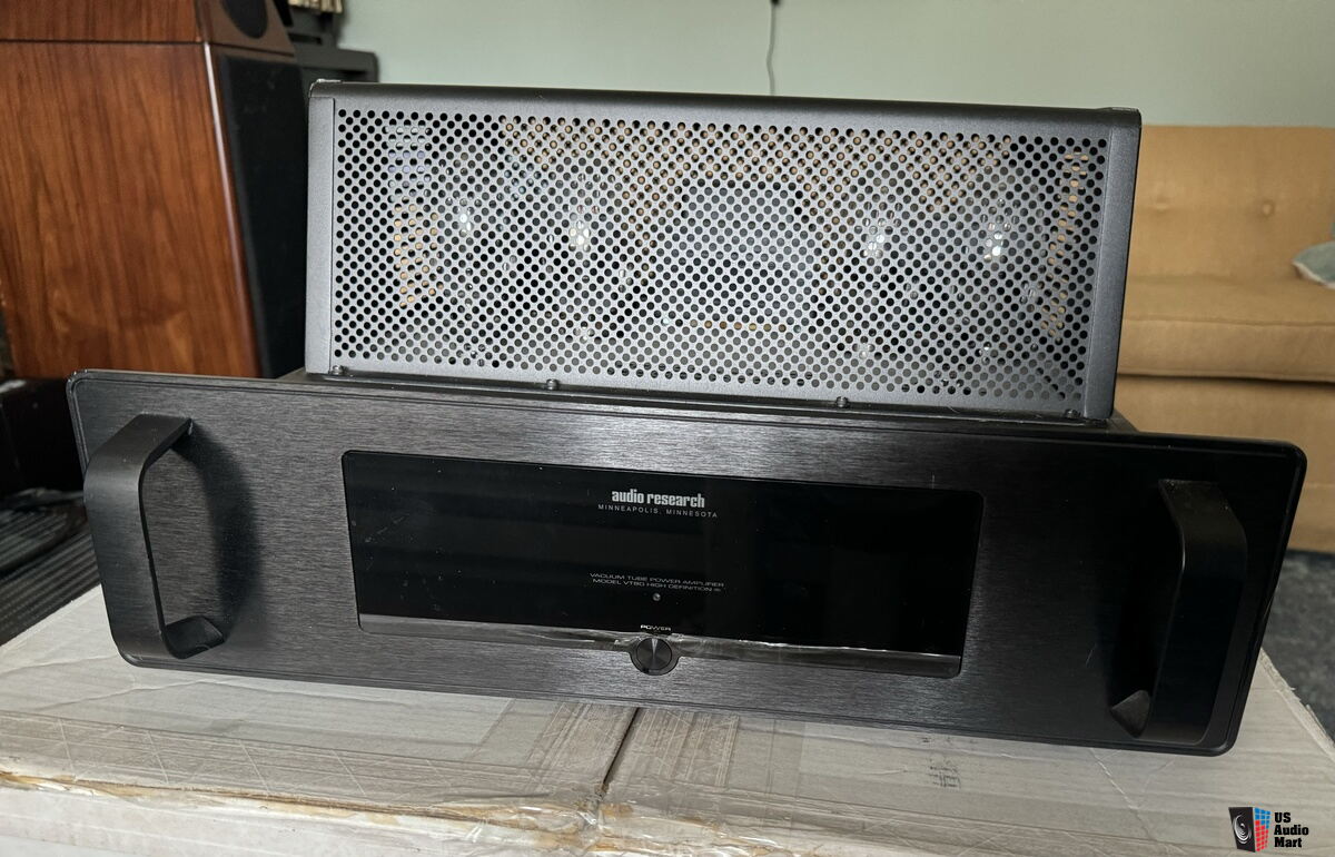 Audio Research Foundation Series VT80SE amp in black - 57.9 Hours on ...