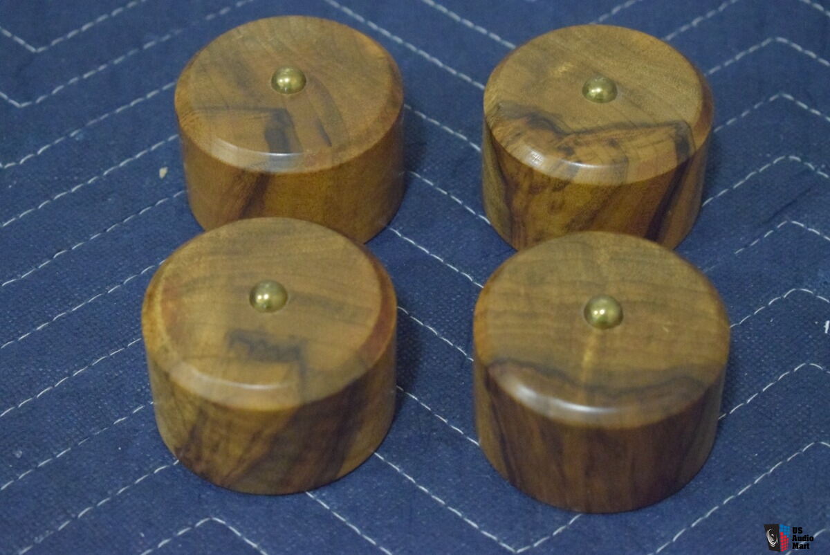 Waipuna Sound**Myrtlefeet**Myrtlewood/Brass**Vibration Absorbers Photo ...