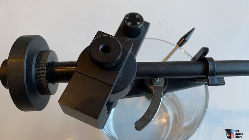 Sumiko Premiere FT-3 tonearm and Grado Platinum3 HOMC cart Photo ...