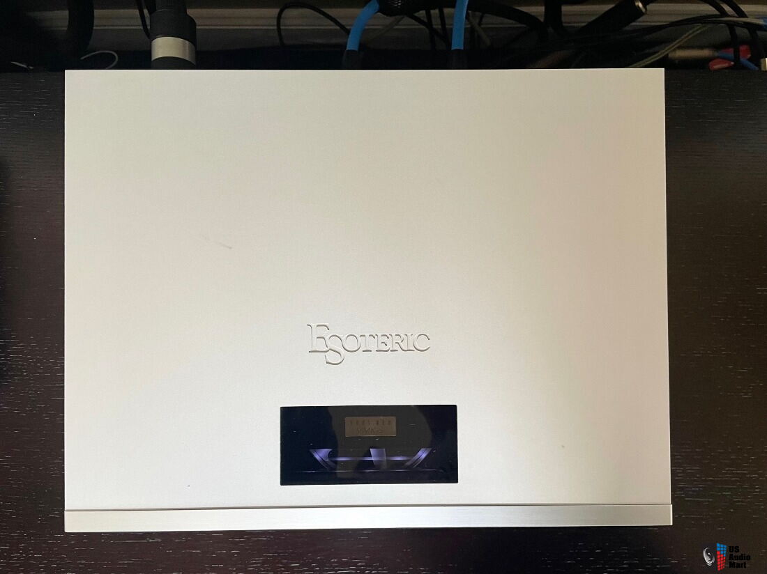 Esoteric X-05 CD/SACD Player, Exceptional ! Photo #4900395 - US Audio Mart
