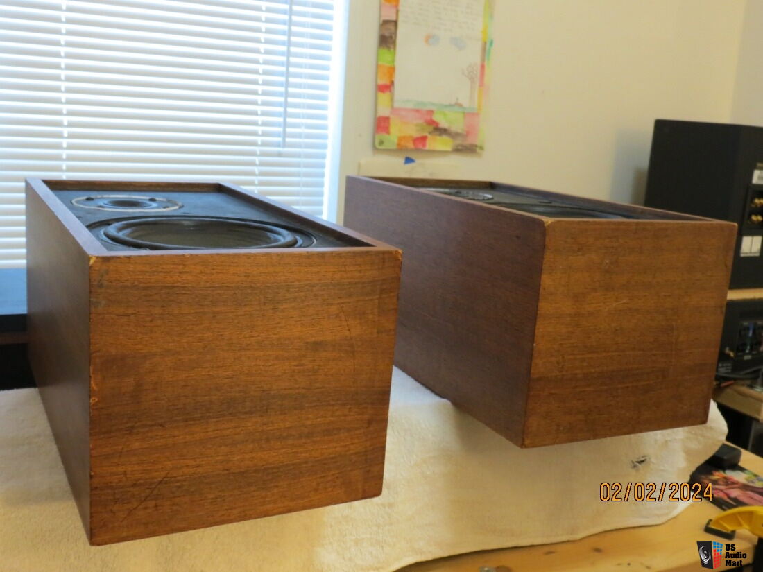 AR-4x speakers Photo #4906298 - US Audio Mart