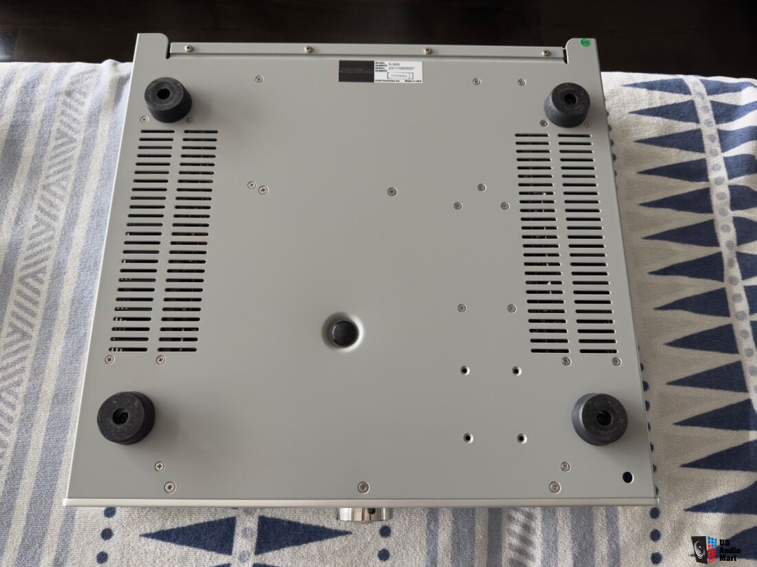 Krell S-300i Integrated Stereo Amplifier Photo #4911901 - US Audio Mart
