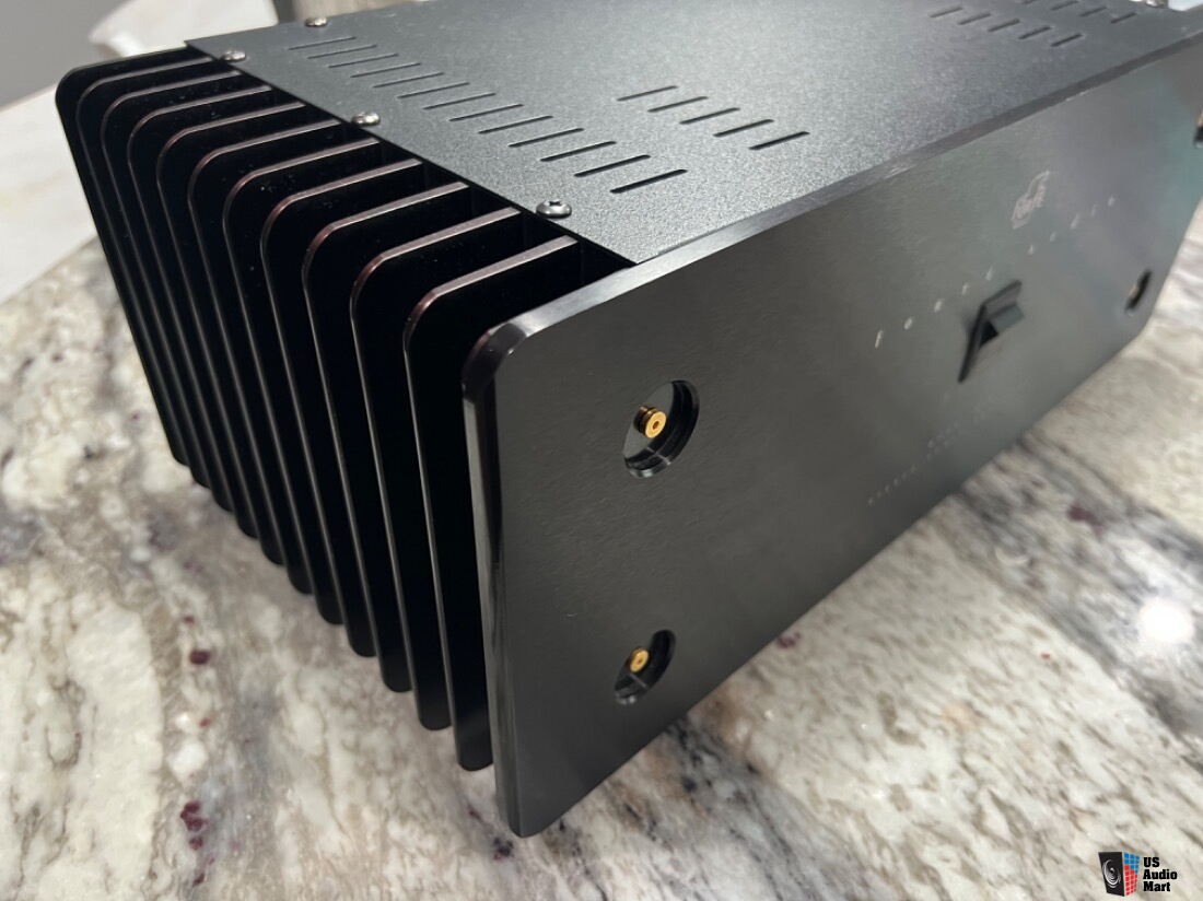 Forte Model 6 Stereo Power Amplifier Photo #4914382 - UK Audio Mart