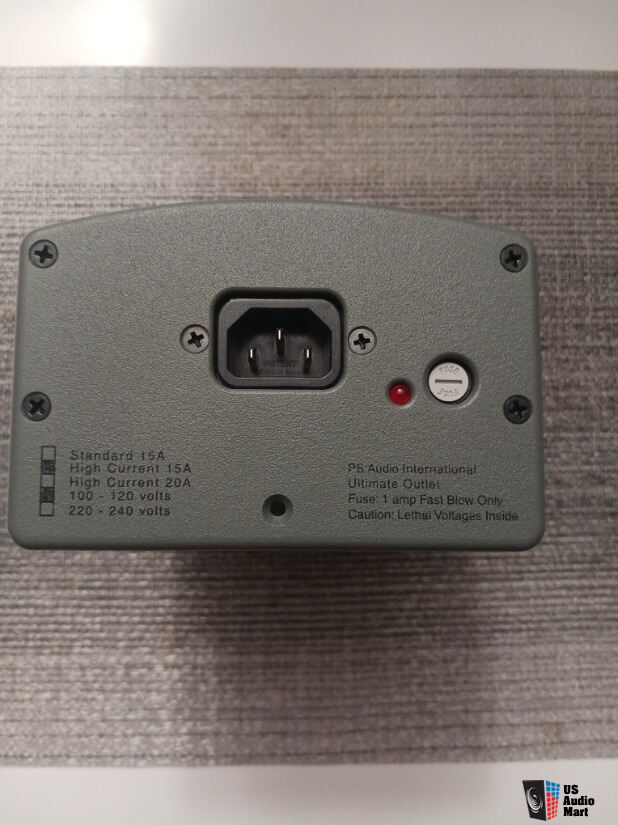 PS audio ultimate outlet 15A Photo #4914894 - US Audio Mart