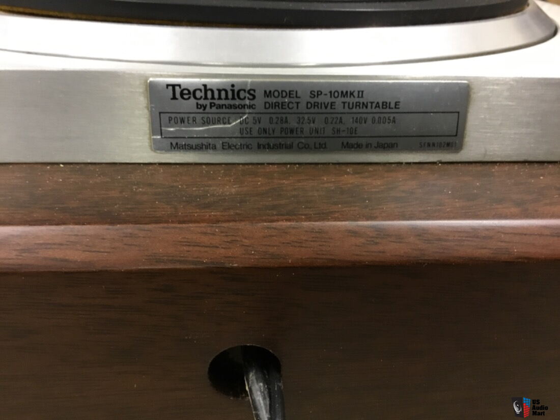 Technics SP-10 MKII in Custom PLINTH Photo #4921330 - Canuck Audio Mart