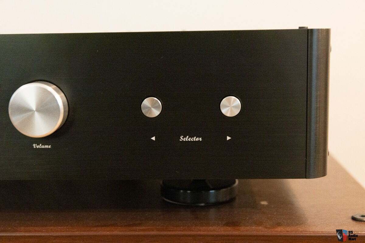 Audio-gd Vacuum HE1 XLR Full balanced Tube Preamplifier Photo #4922062 ...
