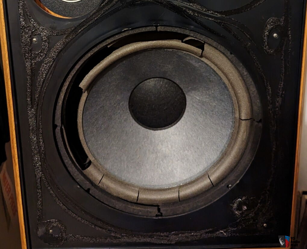 Altec Lancing Model 9 Woofer Speakers Photo #4925389 - Canuck Audio Mart