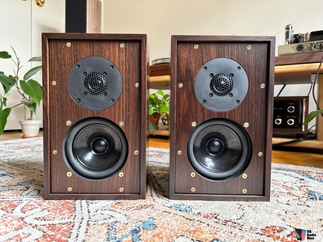Graham Audio Chartwell ls3/5 Photo #4927423 - US Audio Mart