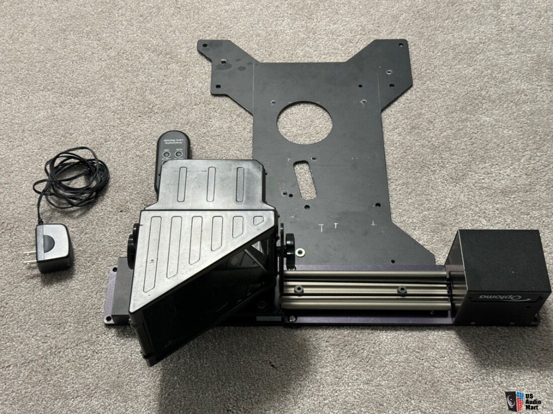 Panamorph UH480 Anamorphic Lens + ATH1 Motorized Sled, Remote And Power ...