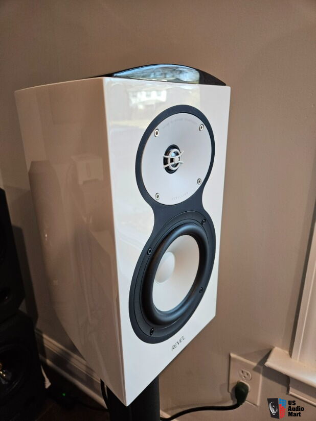Revel PerformaBe M126Be Beryllium tweeter bookshelf speakers like new ...