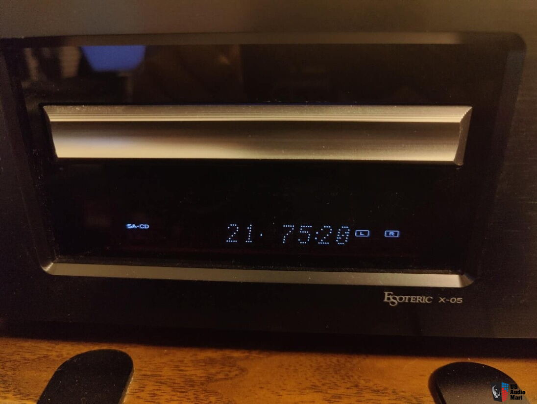 Esoteric X-05 SACD Player 20th Anniversary Model Photo #4942716 - US ...