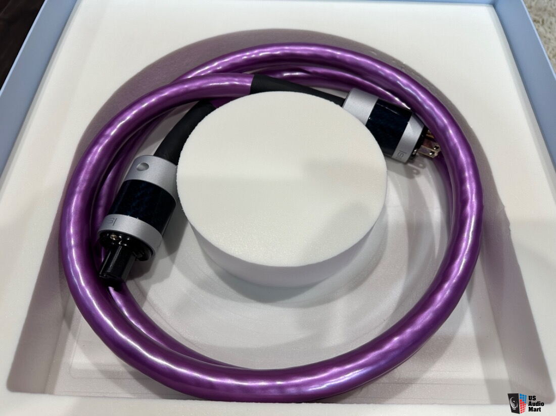 IsoTek EVO3 Ascension Power Cord Photo #4942842 - US Audio Mart