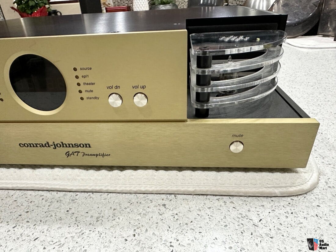 conrad johnson GAT 2 preamp Photo #4945249 - US Audio Mart