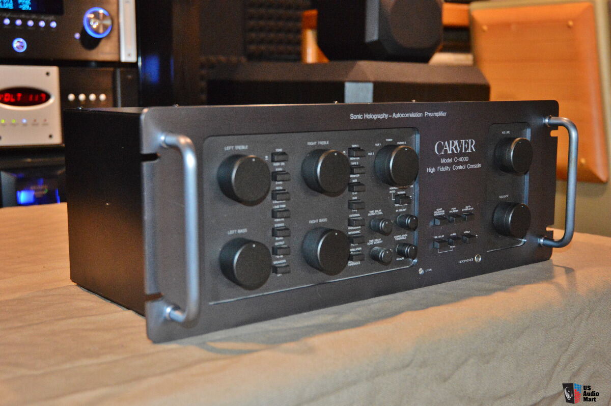 Carver C-4000 Stereo Control Console/pre amp