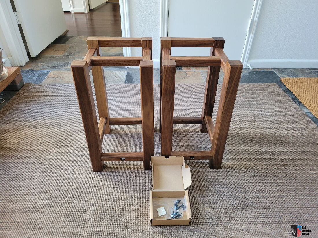 C7ES3 Stands Hi Fi Racks Aperture Open Top Speaker Stand For Sale