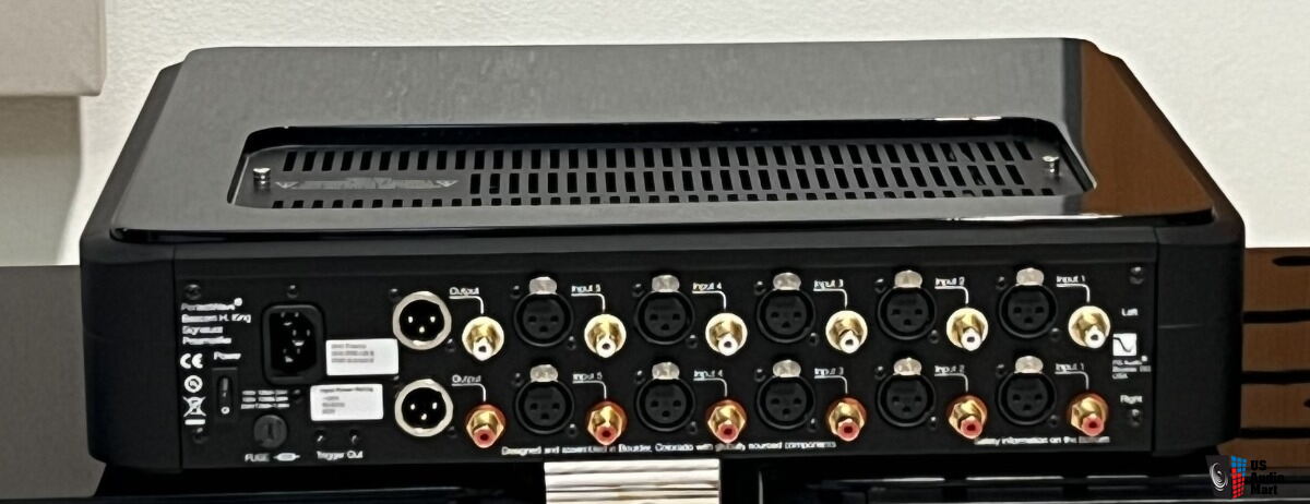 PS Audio BHK Signature Preamplifier Photo #4962839 - US Audio Mart