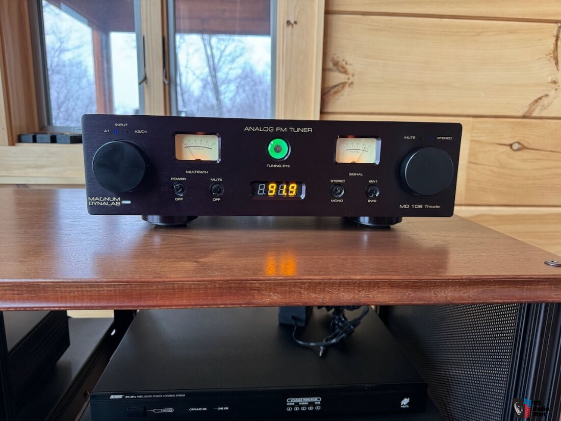Magnum Dynalab MD 106T Tube output tuner with 7308 output tubes and two ...
