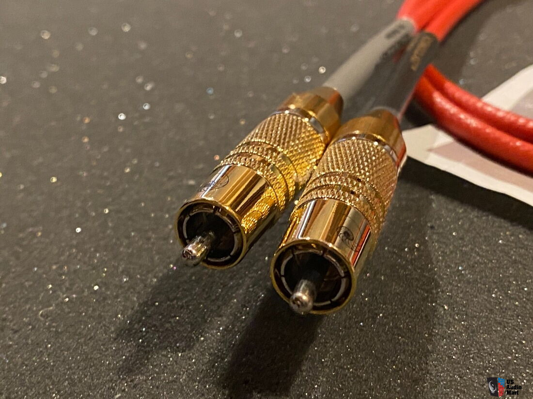 Iconoclast 1x4 "Generation 2" RCA Cable 3ft Photo #4966811 - US Audio Mart