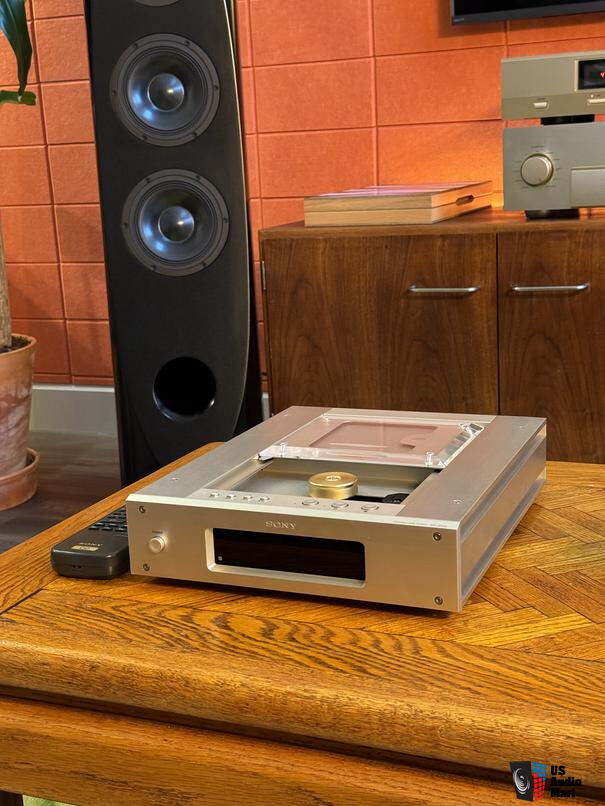 Sony CDP-X5000 Fixed Pickup CD Player (Excellent Condition) Photo ...