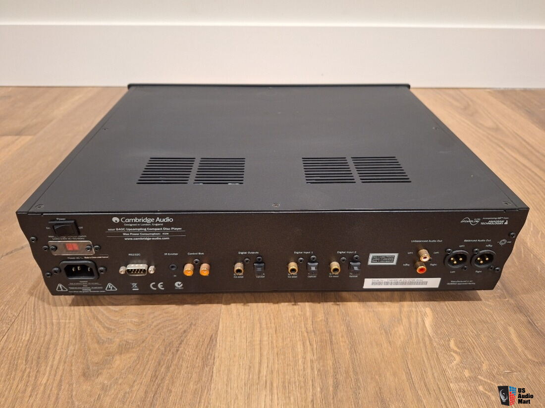 Cambridge Azur 840C Upsampling compact disc player Photo #4983005 - US ...
