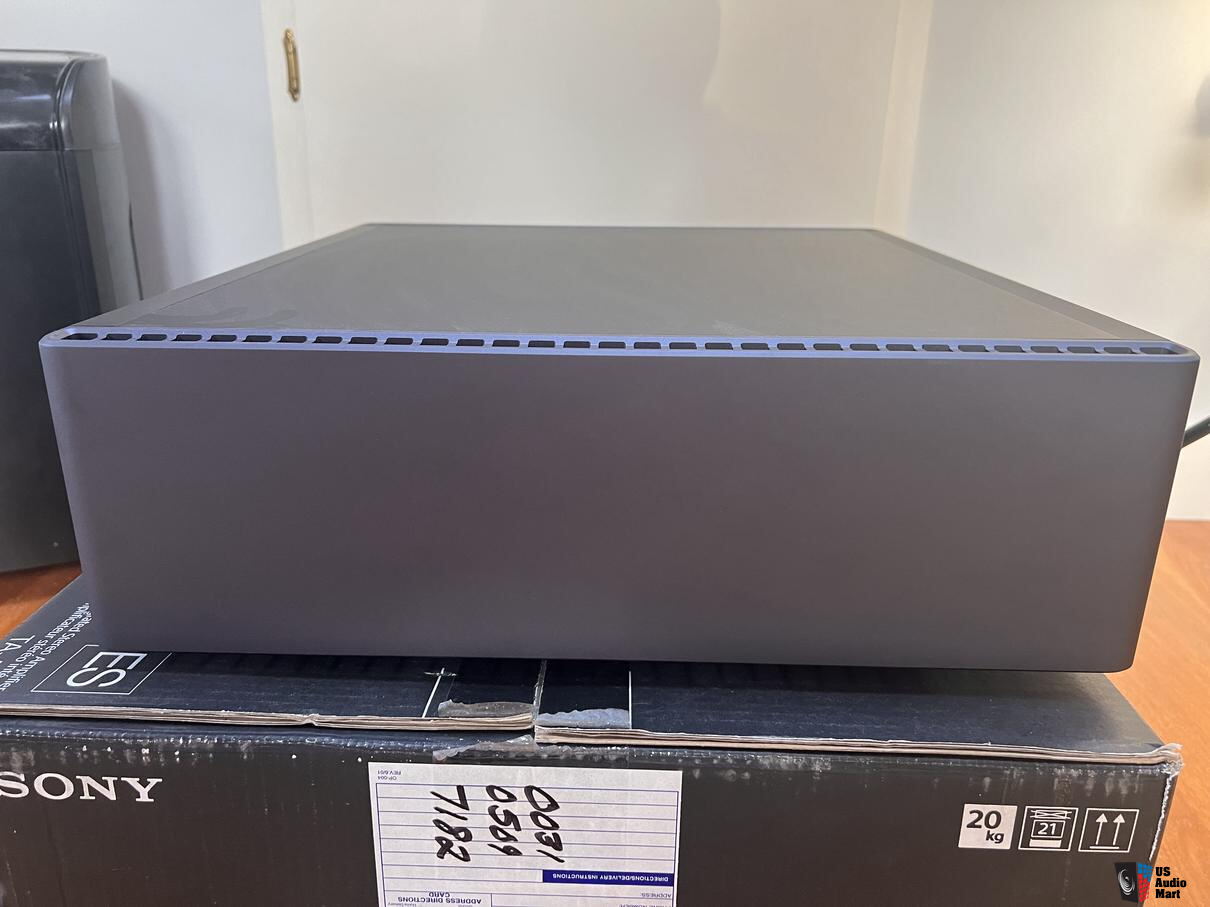 Michi X3 Integrated Amplifier