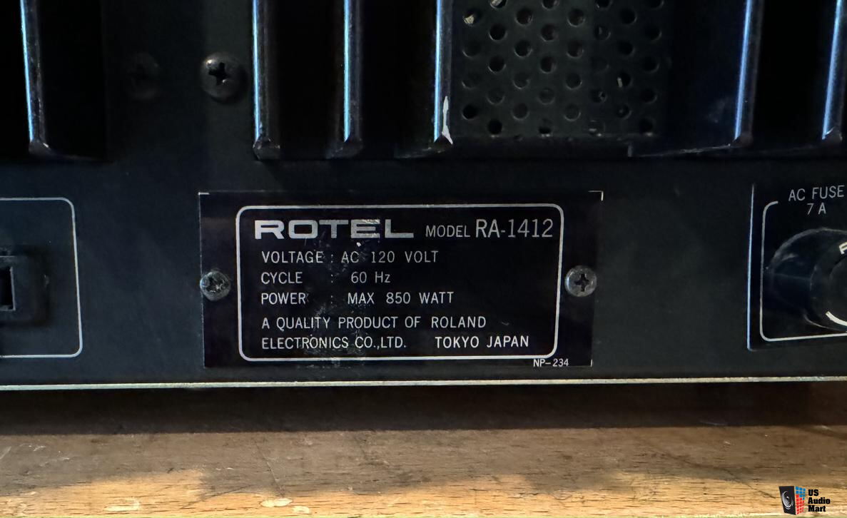 Rotel Model RA-1412 110 Watt Integrated Stereo Amplifier Photo #4983921 ...