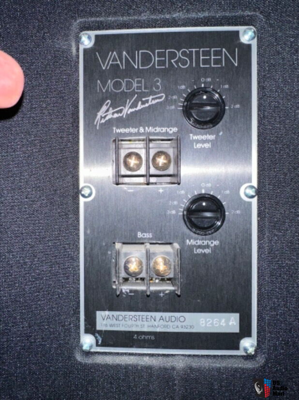 Vandersteen 3A Signature Loudspeakers - Like New with Sound Anchor ...