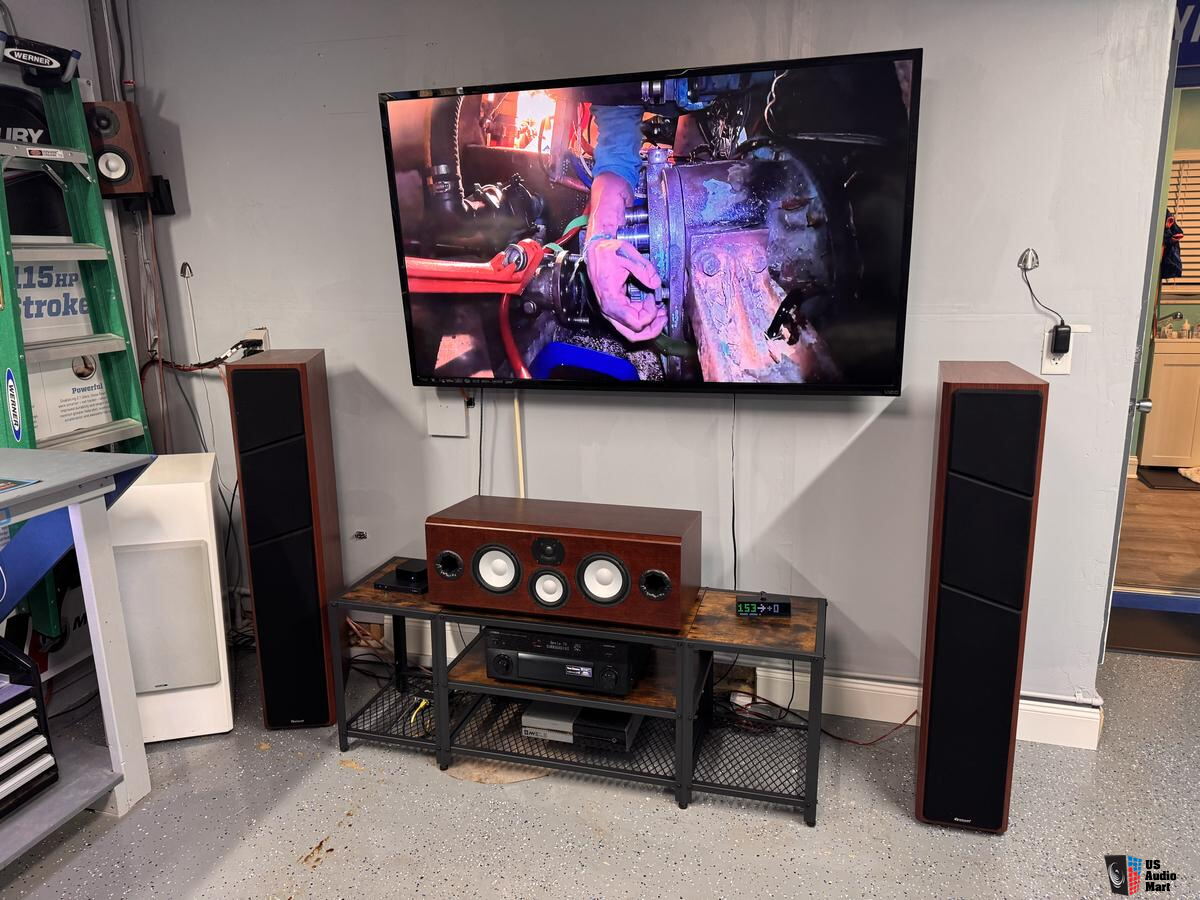 Axiom Audio M100 Floor Standing Speakers with center channel VP160 ...