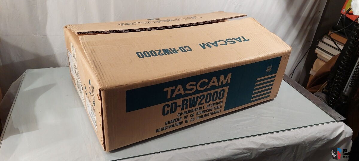 Tascam CD-RW2000 Photo #4988505 - US Audio Mart