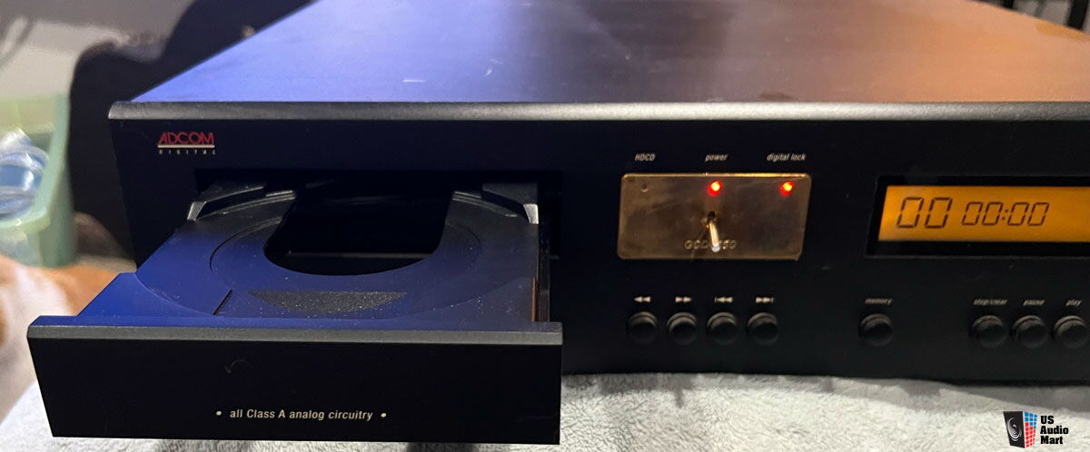 Adcom GCD-750 - Compact DISC Player - CLASS A ANALOG CIRCUITRY Photo ...