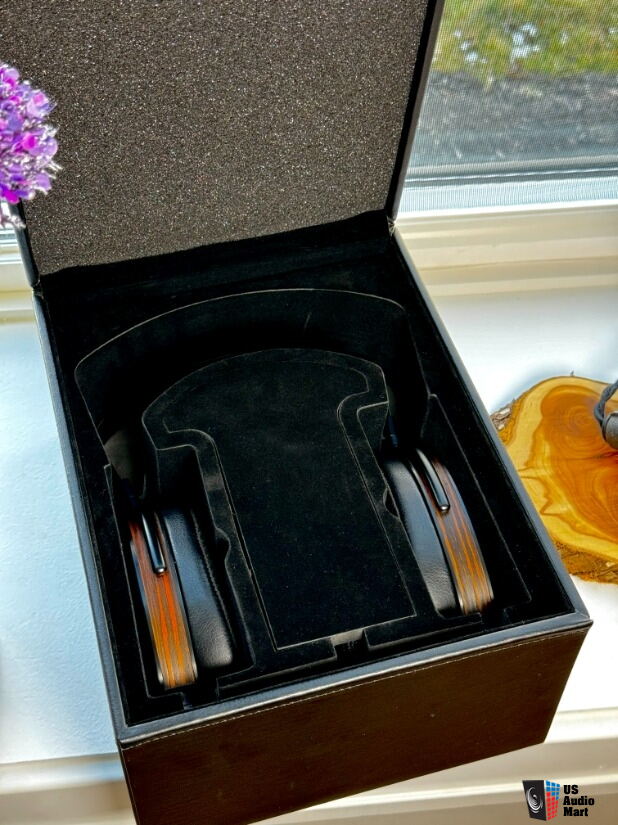 Hifiman Shangri-La Sr Headphones w/ Grumpy Goose stand Photo #4995614 ...