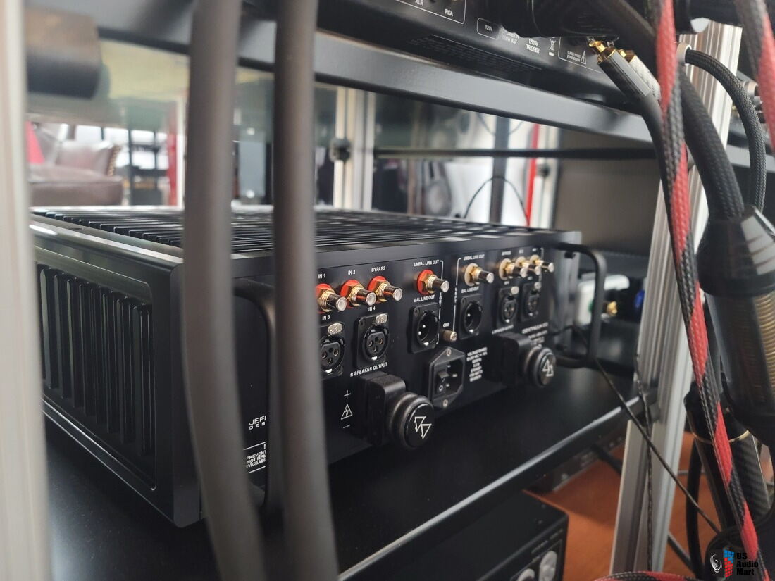 Jeff Rowland Continuum S2 with DAC Photo #4996812 - US Audio Mart