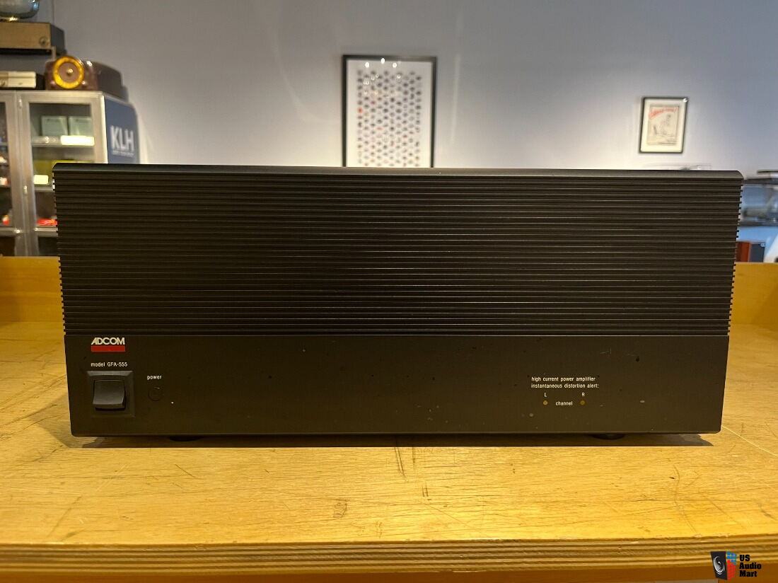 Adcom GFA-555 Stereo Power Amplifier - 200 WPC - Awesome Sound! Photo ...