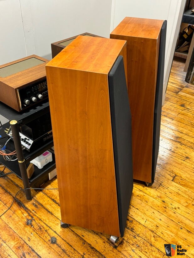 JSE Infinite Slope, Model Two... Extraordinary Speaker System Photo ...