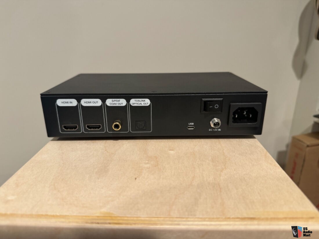 GeerFab D.Bob digital audio breakout box Photo #4998770 - US Audio Mart